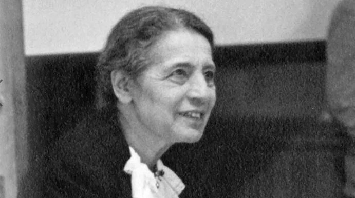 Lise Meitner - Nuclear fission